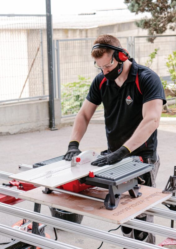ND-7 IN MAX Electric Cutter - Icasa USA Building Material Distributor